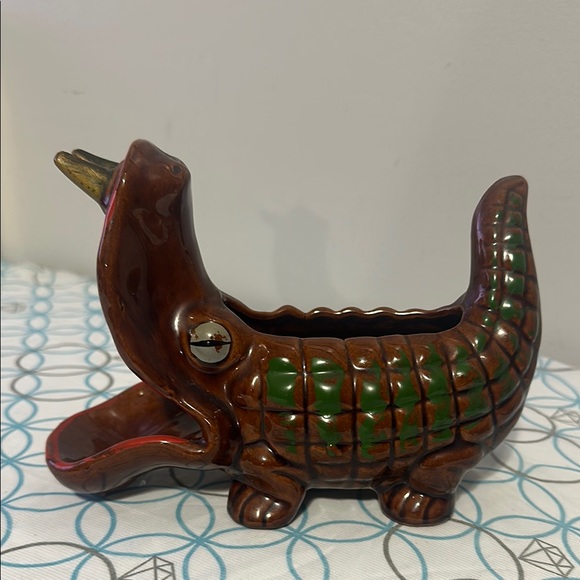 Accents | Vintage Ceramic Alligator Planter | Poshmark